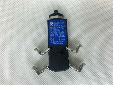 Thermo King Tripac Oem Apu Reset Switch 44 7774 Circuit Breaker Tk Tri