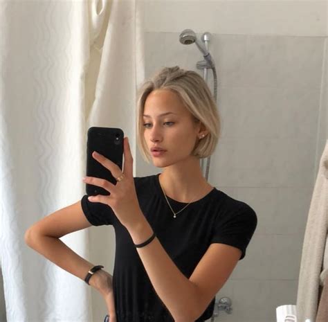 Пин от пользователя Ксения на доске прически Идеи причесок Прически Коротковолосые девушки