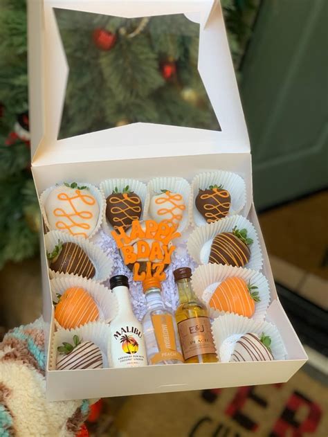 Chocolate Covered Strawberries T Box Birthday Strawberries