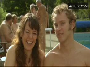 OLIVIA COLMAN Nude AZNude