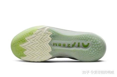 秋天的第一杯奶茶如期而至而我只想要那秋天的第一双球鞋 知乎