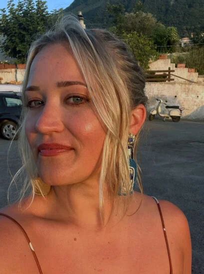 Emily Osment Nude Photos And Sex Tape 2025 Scandal Planet