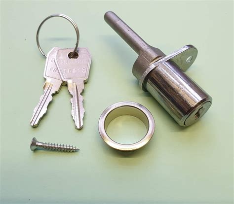 Desk Lock With 2 Keys Single Wing Horizontal Mastered M18 40mm