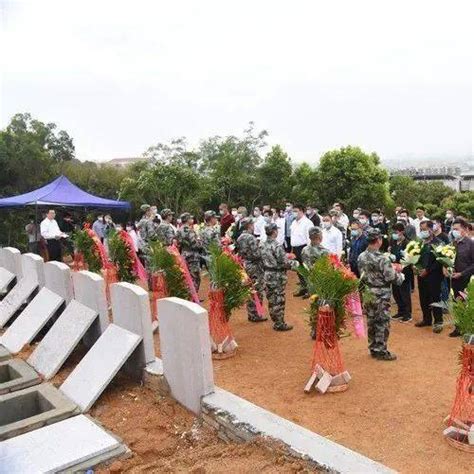 县在棉湖镇举行零散烈士墓迁移集中安葬仪式 陵园 遗骸 揭西县