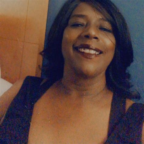 Rebecca Adams Rebecca Adams Added A New Photo