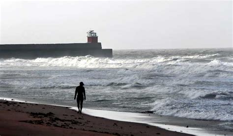 Cyclone Biparjoy High Tidal Waves Hit Gujarat Imd Issues Red Alert