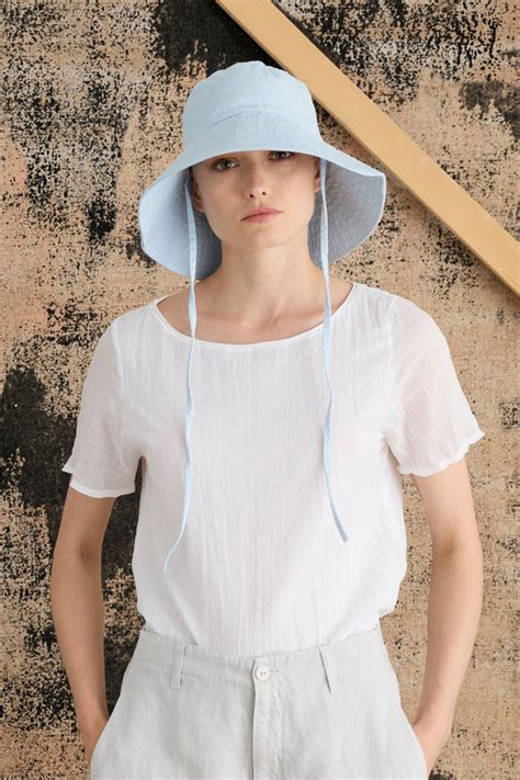 T Shirt European Culture