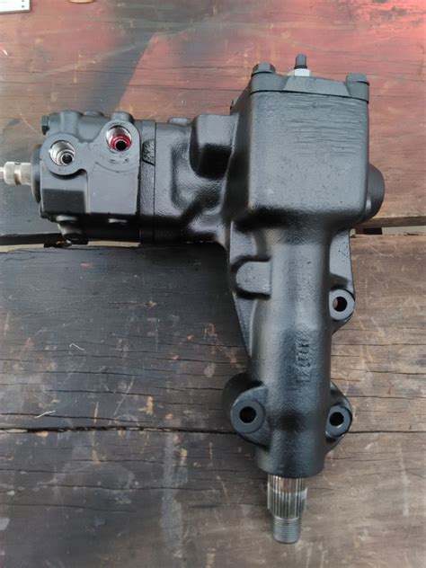 Trocando o Kit de Reparos da Caixa de Direção Hidraulica ZF Página 4