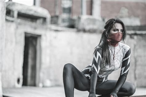 Content Creator Cosplayer Thehannahklein