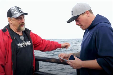 Deadliest Catch Johnathan Hillstrand Spreads Mike McCollum S Ashes