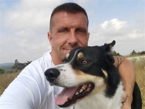 Loki Barked At The Thief “i Saw Someone In The Living Room ” Krone At