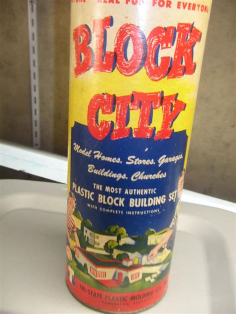 Vintage 1950s Block City Plastic Block Building Set 500 1911460626