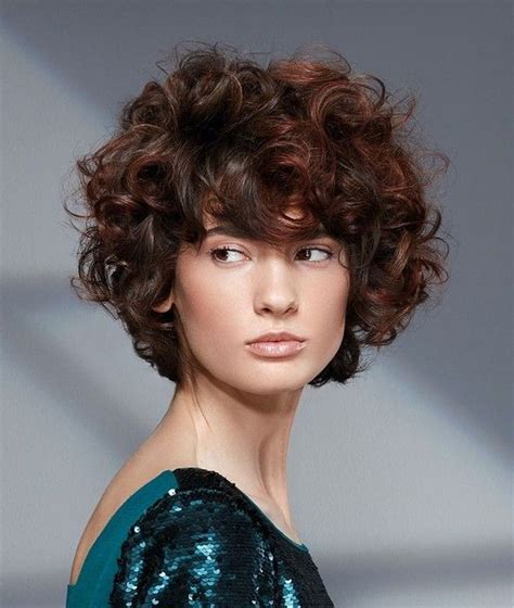 Прически Искусство Женские Обои для Iphone Short Curly Hair Curly Hair Styles Short Curly