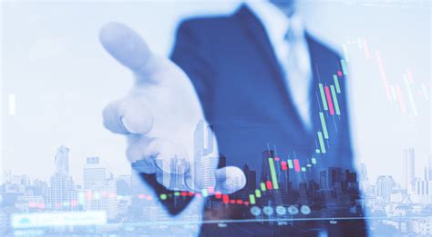 이중 노출 사업 증권 거래소 그래프 및 도시 배경 높이와 손을 스트레칭 개념에 대한 스톡 사진 및 기타 이미지 개념 경제