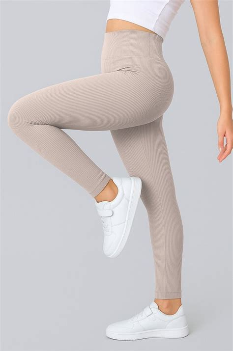 Лосины в рубчик для девочки Happyfox 6690681 бежевый купить оптом в