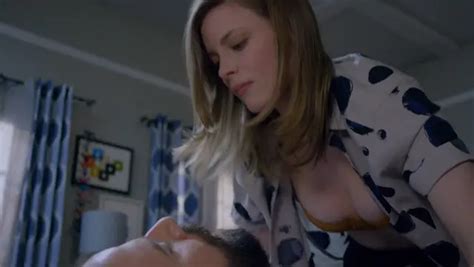 Nude Video Celebs Gillian Jacobs Sexy Love S01e01 07 2016