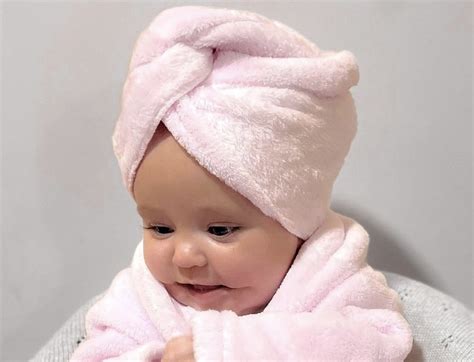 Кристина останала без зборови од шок кога бабицата и го донела бебето Тоа е едно од 14 те