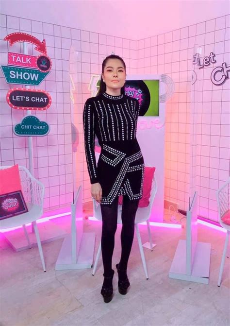 ញាក់សាច់ សឿ សុធារ៉ា បញ្ចេញកងដៃមាសដែលប្តីជូន មានតម្លៃកប់ពពក Khmerload Cambodia Latest News