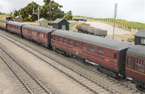 Isinglass Models Rmweb