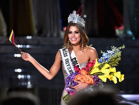 Miss Universe 2015 Gaffe Miss Colombia Says Removing Her Crown Was