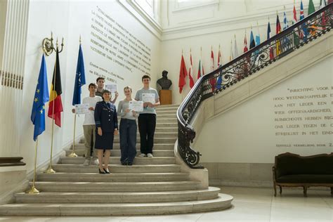 Laser And Optronics Developing Maintaining And Exploiting Knowledge And Expertise In The Domain