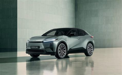 Toyota C HR 純電版現身入門純電小休旅再加一 風傳媒