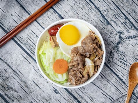 鳥松弁当嚴選新鮮食材現點現做 人氣和風牛肉超對味 民生電子報