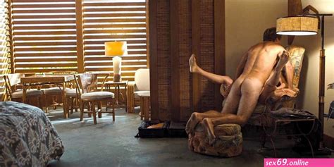 Cobie Smulders Nudes Sexy Photos