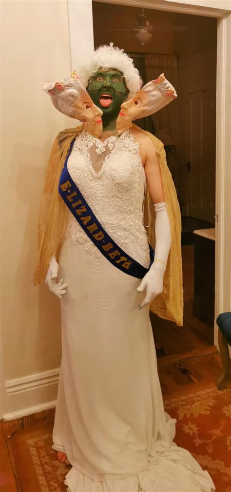 Queen E Lizard Beth Rhalloween