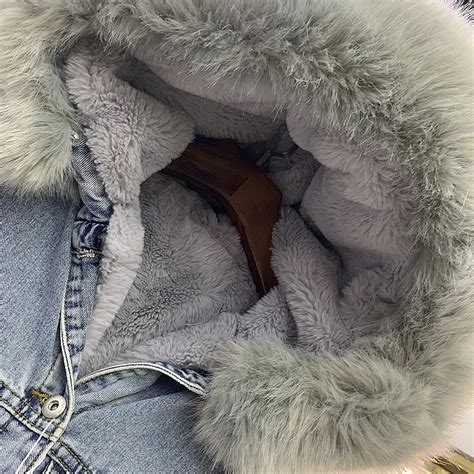 Новая зимняя джинсовая куртка из хлопка Женское пальто с капюшоном и большим меховым воротником