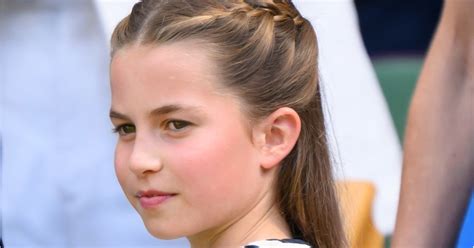 πριγκιπισσα σαρλοτ τησ αγγλιασ μανικιούρ