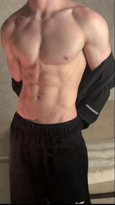 Pin By Ligeyn On Ваши пины In 2025 Lean Body Men Men Abs Aesthetic Guys