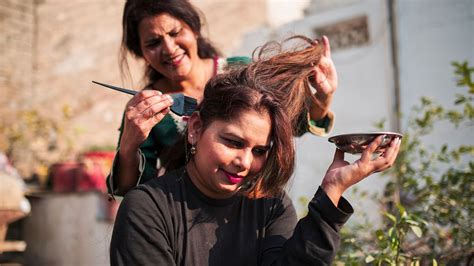 Is Henna Good for Your Hair? Pros, Cons, and Tips to Know