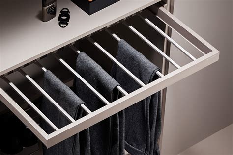 Выдвижная полка для брюк фото МетСтройСпб ру