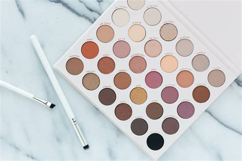 High End Makeup Brands Discover The Best Luxury Brands Robern