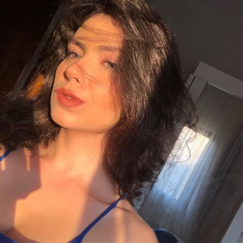 Amelie Amorelli Youtube