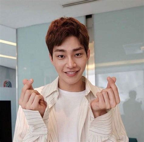 تقرير عن كيم جاي يونغ الدراما الكورية 🇰🇷 Amino