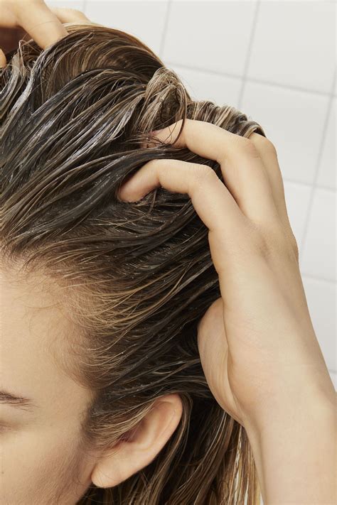 5 Ways To Maintain A Healthy Scalp