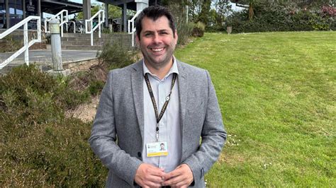 Cornwall Council Leader Announces New Cabinet Bbc News
