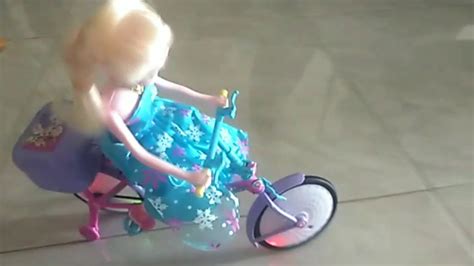 Let It Go Toy Elsa Rides Her Colourful Bycicle Youtube