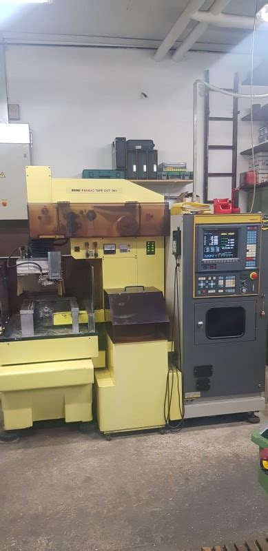 Cnc Žična Erozija Fanuc W1