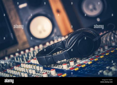 Mixing Desk Headphones Hi Res Stock Photography And Images Alamy