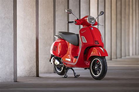 Motorrad Vergleich Vespa Gts 300 2024 Vs Vespa Gts 300 Super 2023