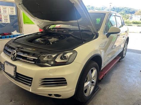 フォルクスワーゲン トゥアレグhv エンジンオイル交換 Total 5w 30 サービスリセット エンジンオイル漏れ修理見積 福島県 白河市 輸入車メンテナンス 輸入中古車販売店｜グーネットピット