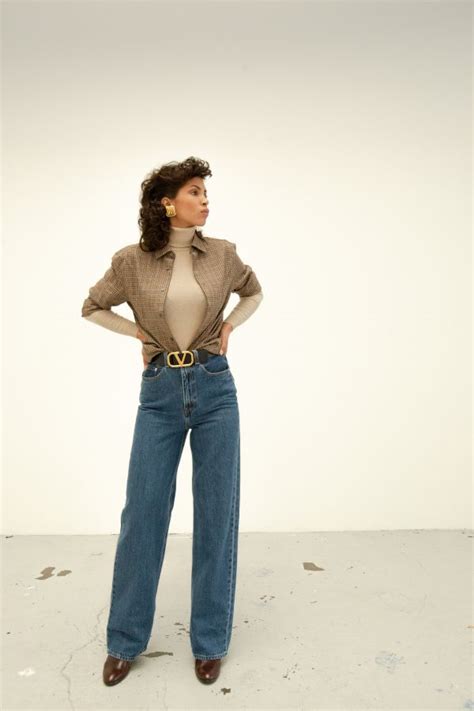 Model Lara MMG Models