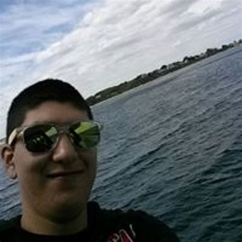 Stream Daniel Beltran Music Listen To Songs Albums Playlists For