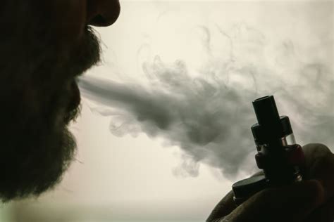 Nearly 2000 Unknown Chemicals Found In Vape Liquids And E Cig Aerosols