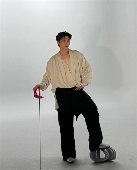 240421 Leo Instagram Update Kpopping