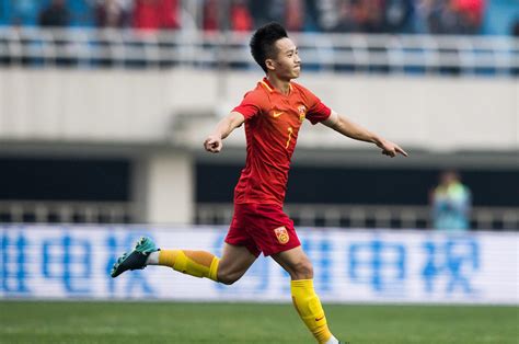鲁能u23新星本赛季发挥抢眼 能攻善守赢得主帅青睐