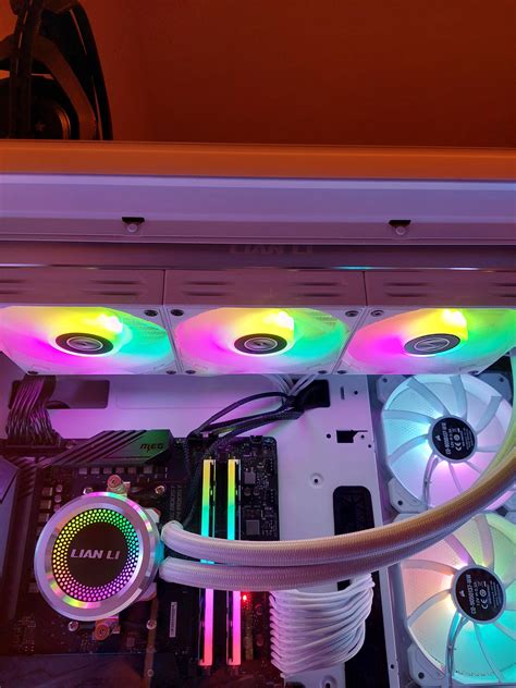 [SATILDI] Lian Li Galahad 360 Beyaz RGB İşlemci Sıvı Soğutucu ...